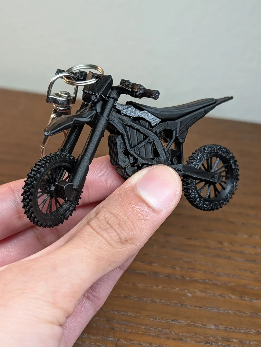 Keychain Surron Ultra Bee - Free 3D Print Model - MakerWorld