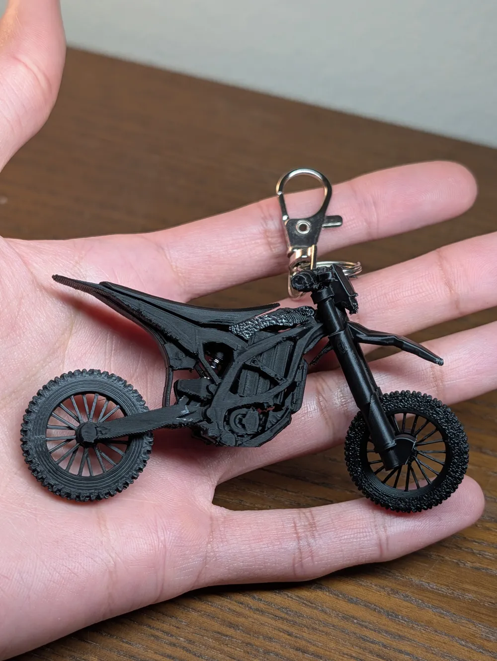 Keychain Surron Ultra Bee - Free 3D Print Model - MakerWorld