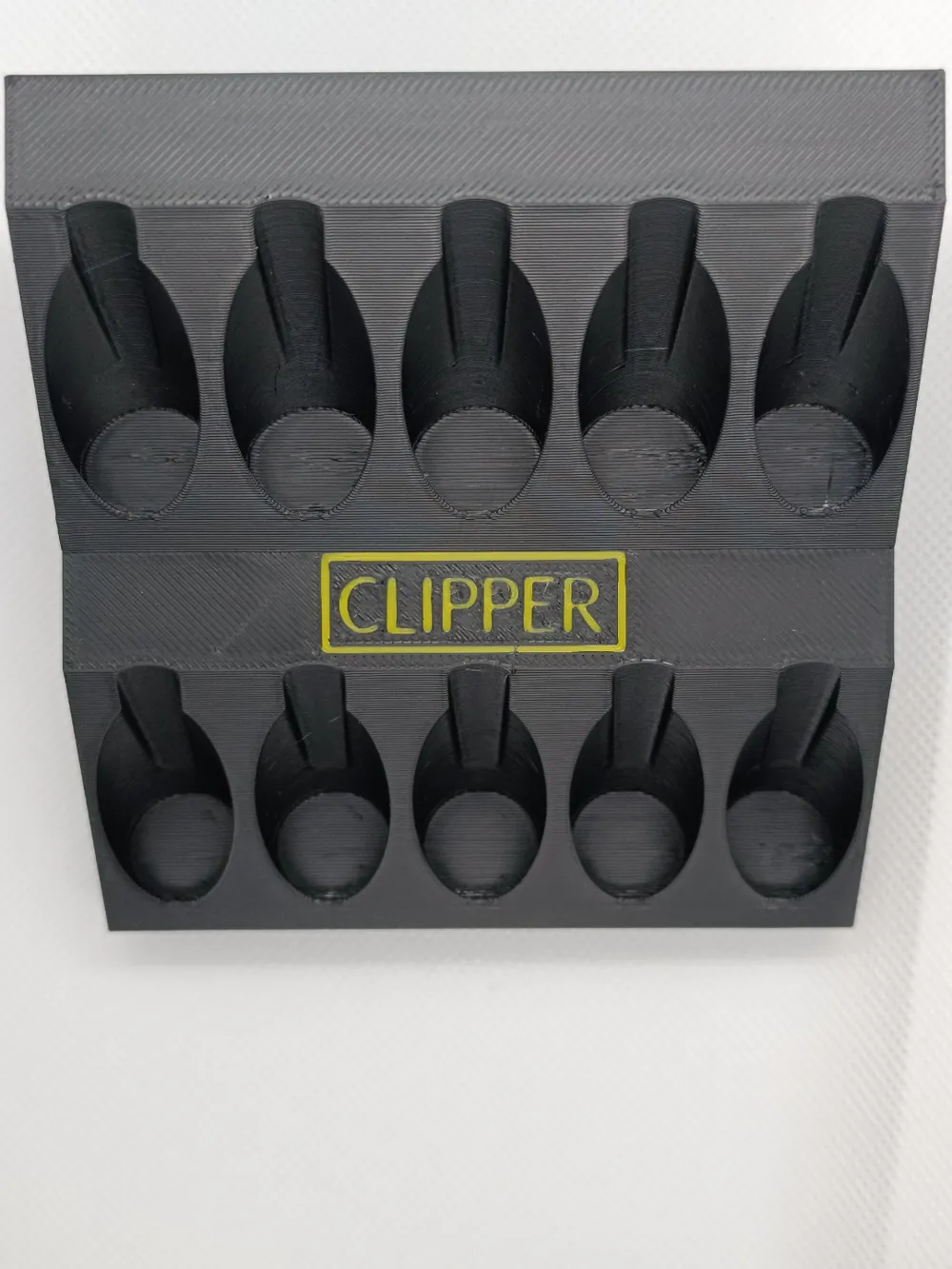 Clipper Lighter Stand by Zizzi93 MakerWorld: Download Free 3D Models