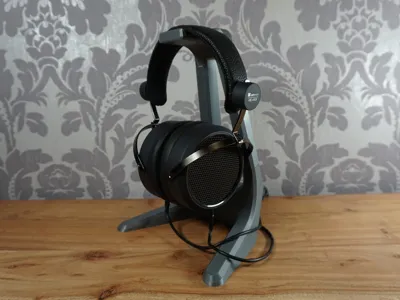 Headphone stand by masonacdc - MakerWorld