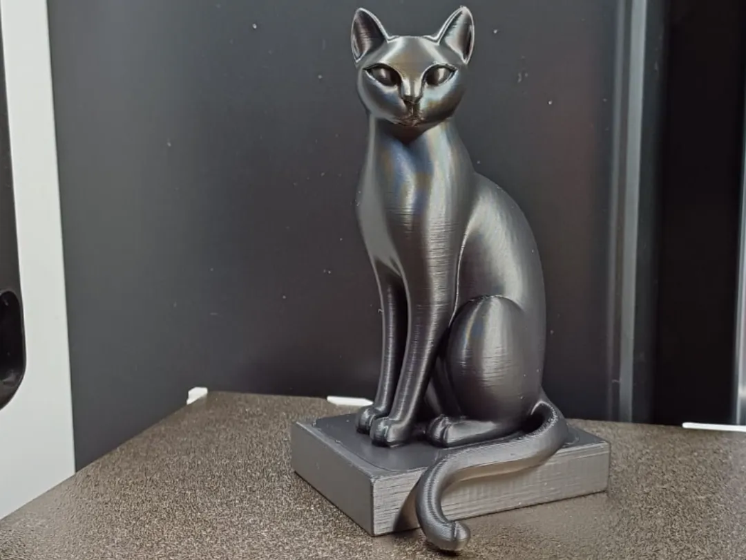 Elegant Sitting Cat - Free 3D Print Model - MakerWorld