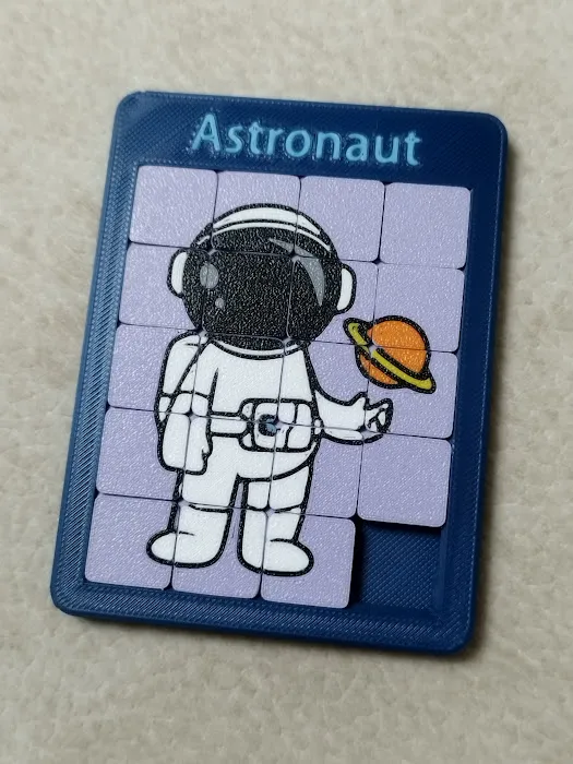 Astronaut sliding puzzle by Pocketcar_PT - MakerWorld