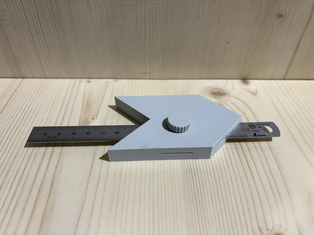 Herramienta para marcar cantos paralelos y líneas de 45 grados por ...