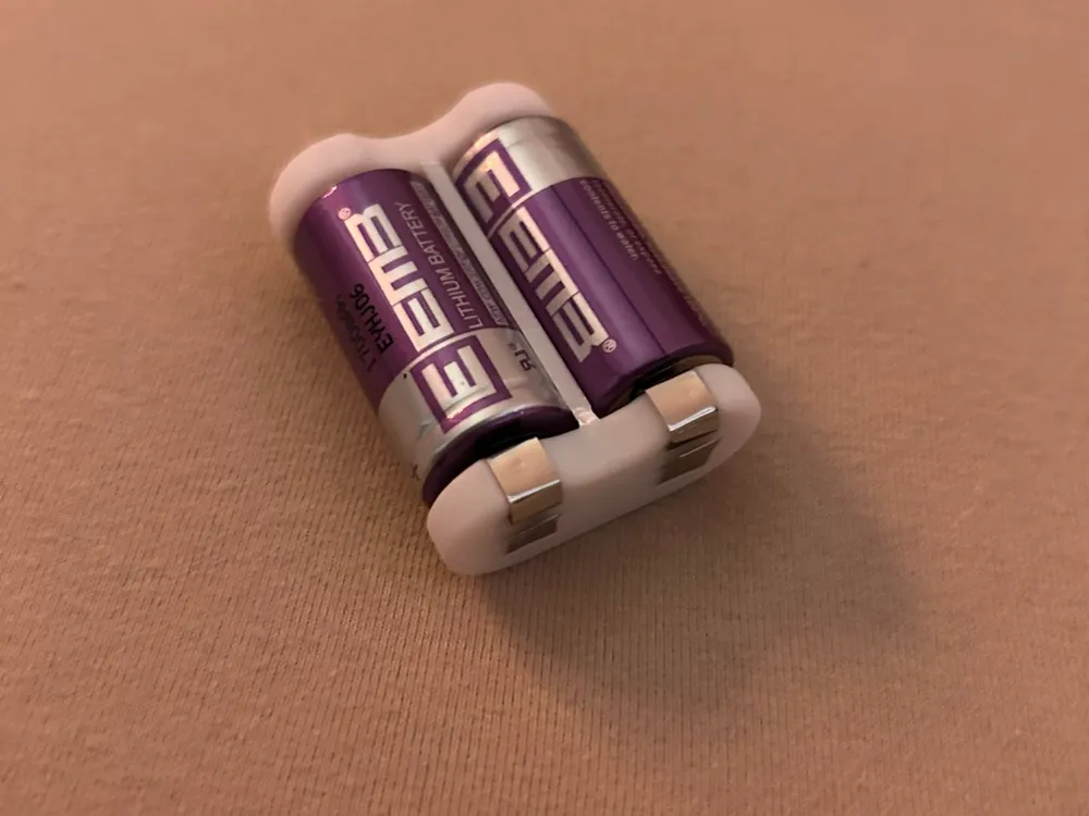 2CR5 6V adapter for 2 3V batteries / CR123 batteries Remixed by user ...