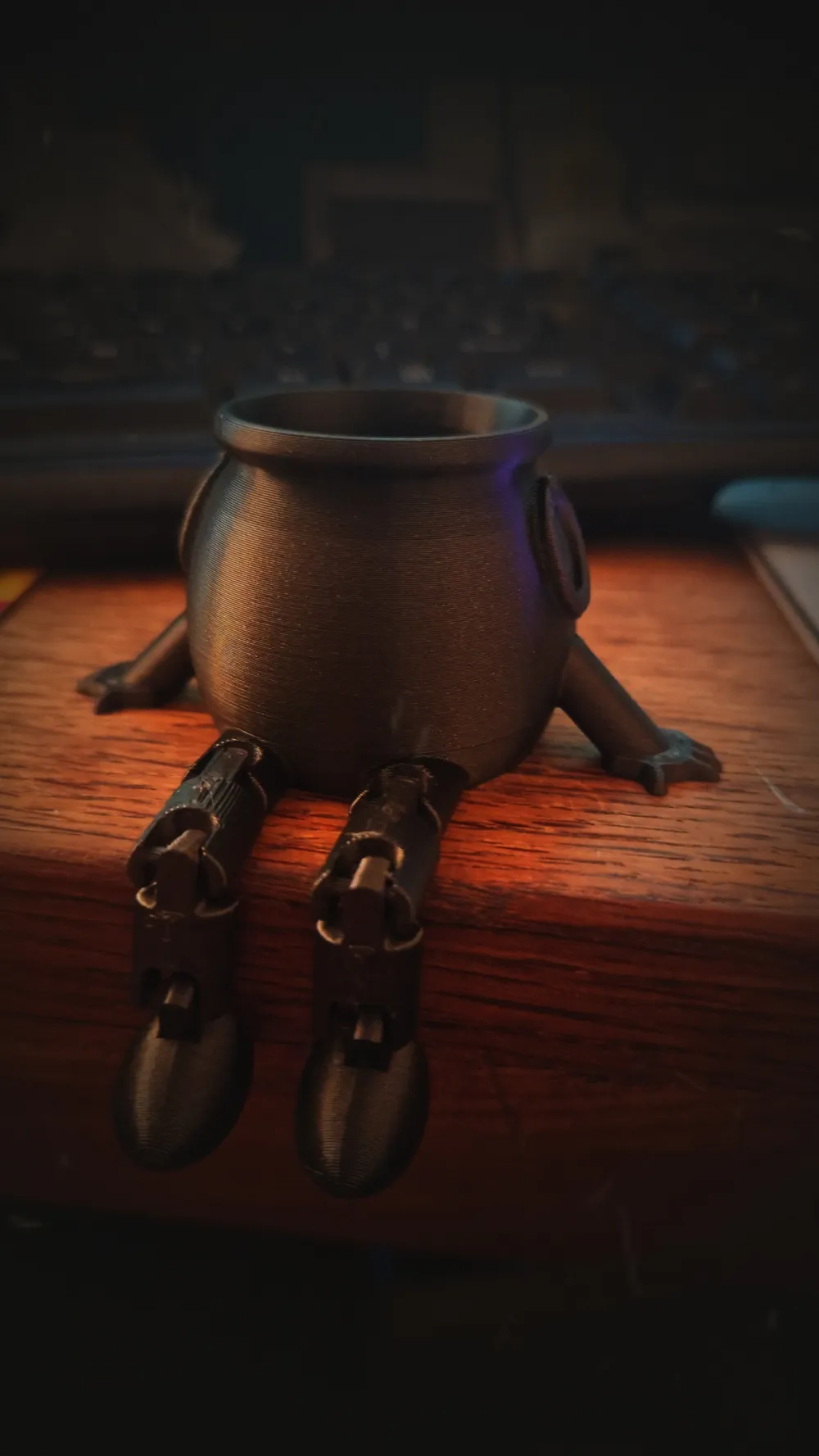Cauldron Buddy - Articulated Flexi - Halloween - Free 3D Print Model - MakerWorld