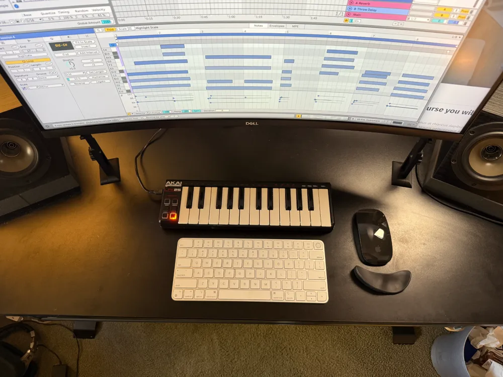 Monitor Wobble Reducer - Free 3D Print Model - MakerWorld