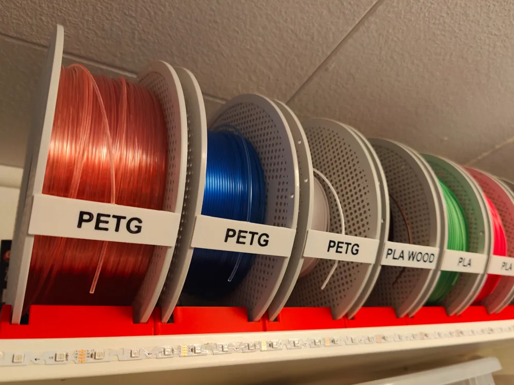 Filament label clip by Zonique2k MakerWorld: Download Free 3D Models