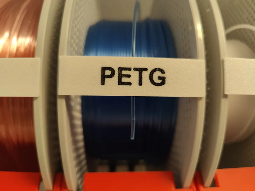 Filament label clip by Zonique2k MakerWorld: Download Free 3D Models