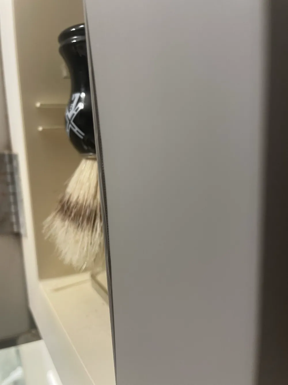 Vertical Razor Blade Organizer and Disposal by Jacob Miller - MakerWorld