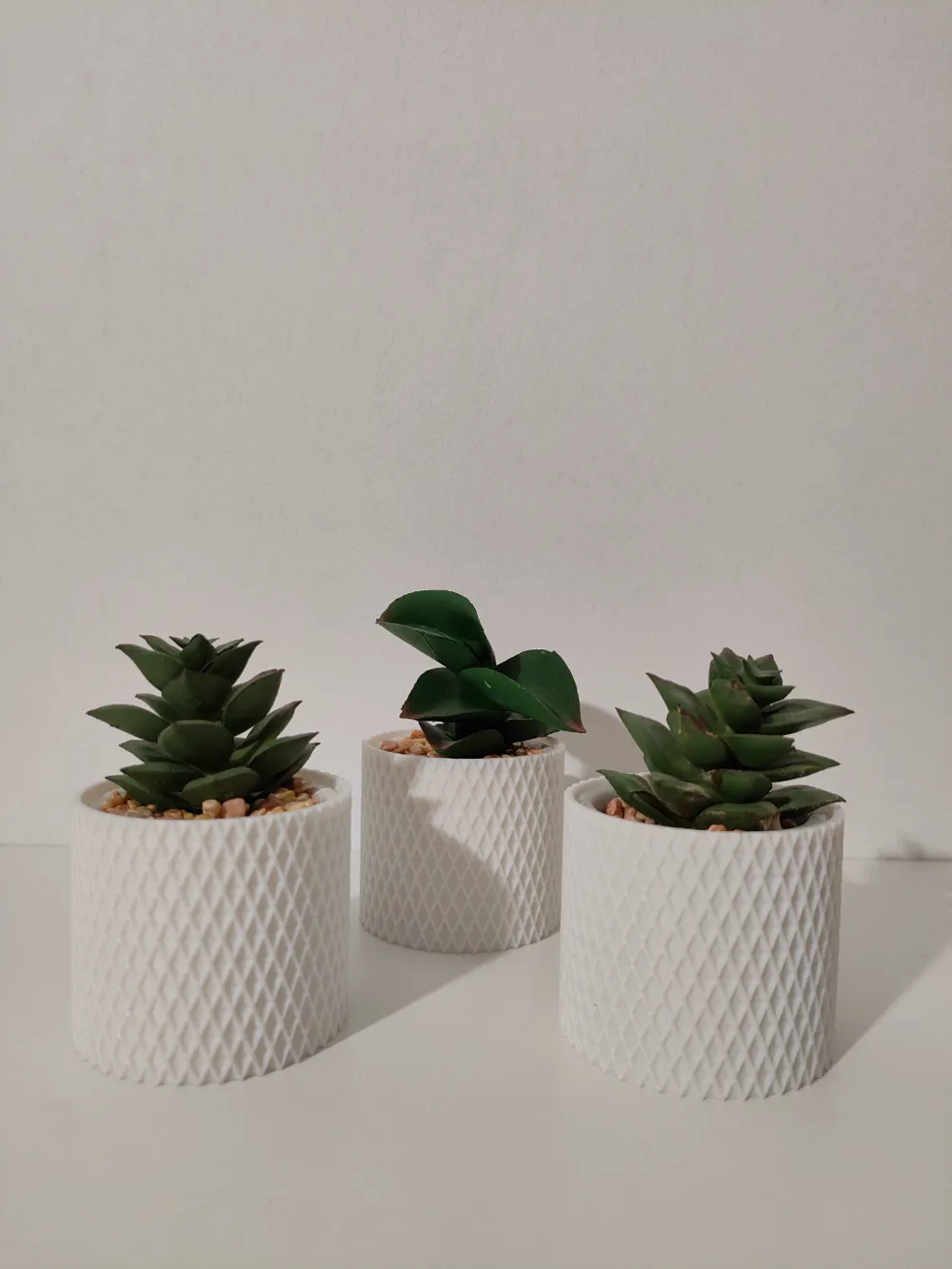 Small Plant Pot - Free 3D Print Model - MakerWorld