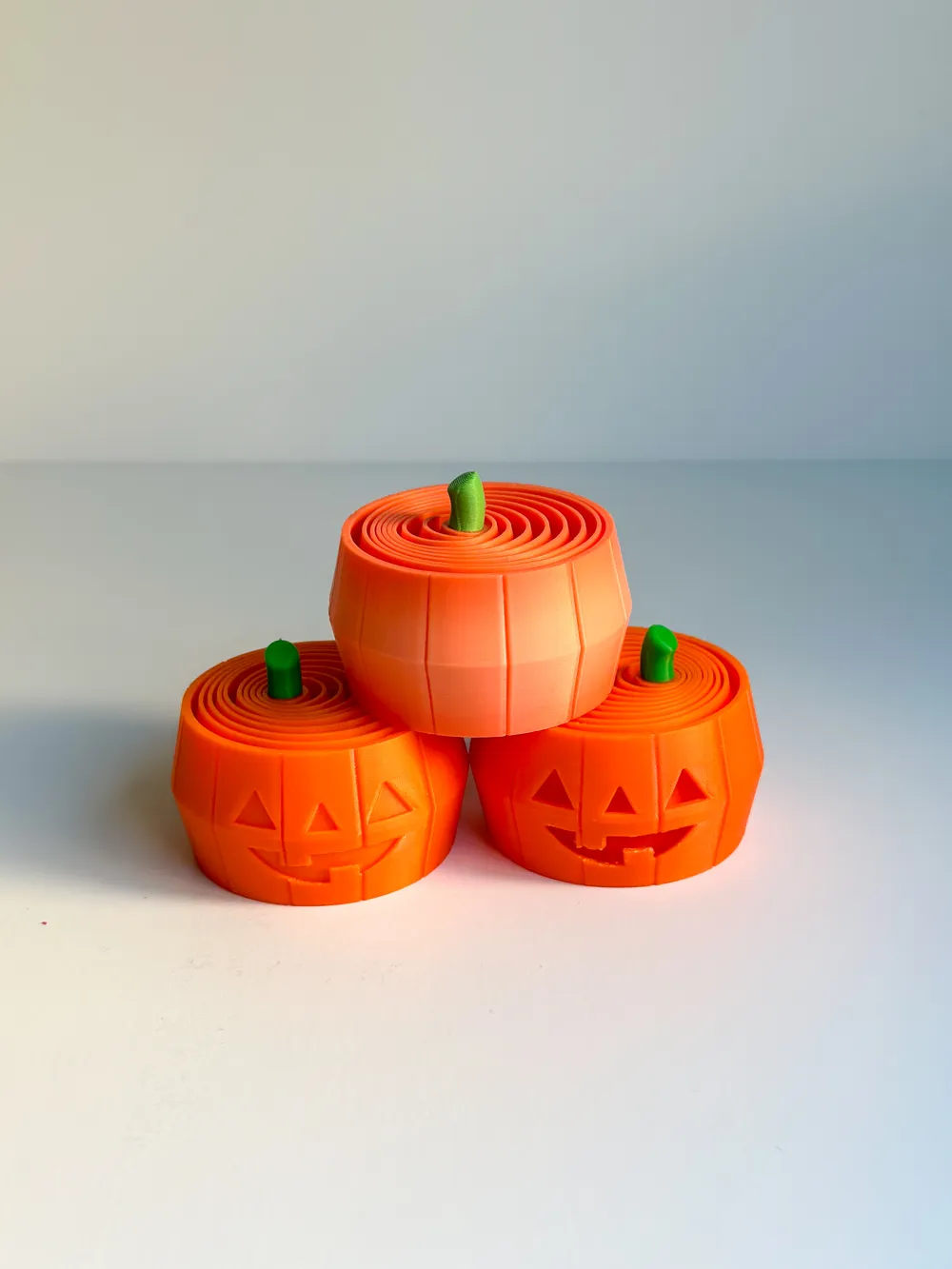Small Pumpkin Layered Fidget (3 Styles) by 3DPmom MakerWorld: Download ...