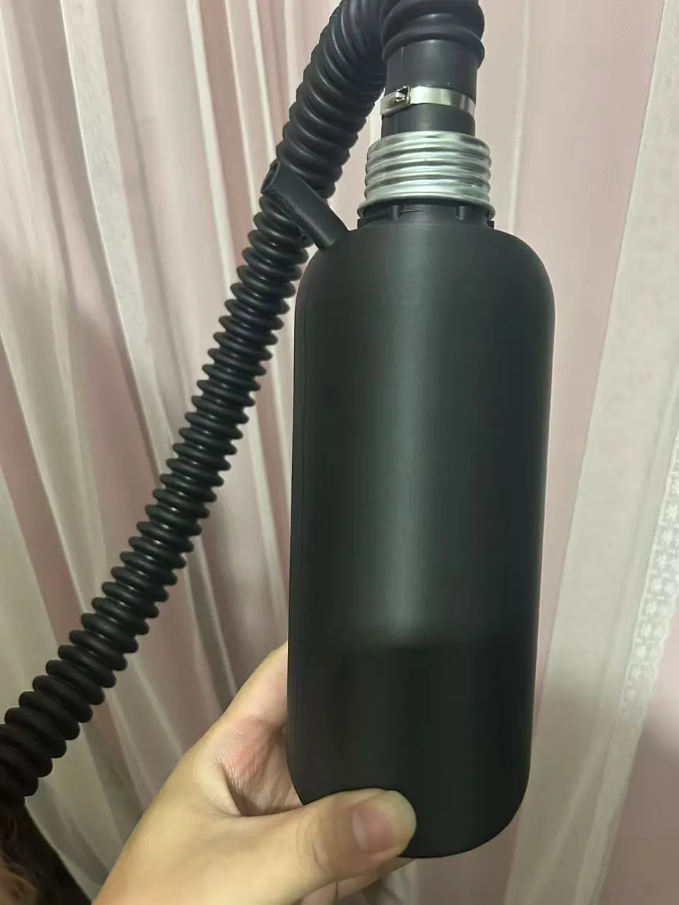 Negative pressure bottle can connect gas mask hose by 狂潮 MakerWorld ...