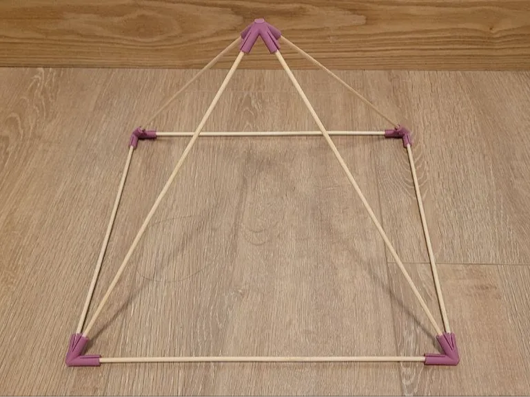 Pyramid corner (Pyramid corner) by monshingt MakerWorld: Download Free ...