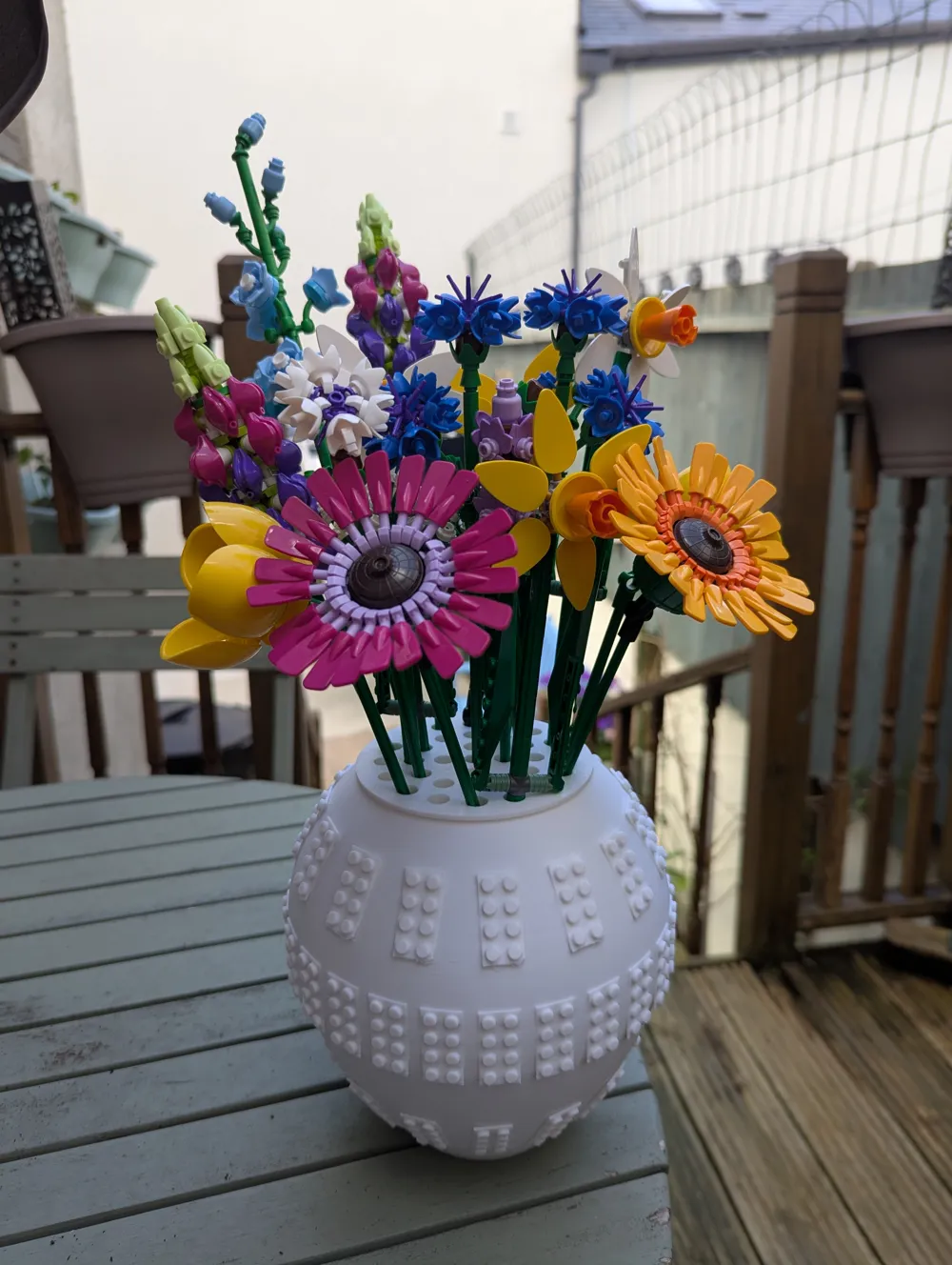 Brick flower bouquet vase (Brick compatible) - Free 3D Print Model ...