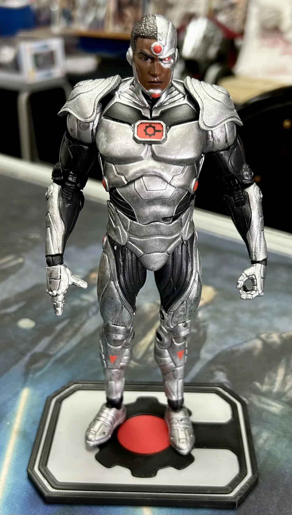 DC cyborg action figure stand by greencap_art_studio MakerWorld ...