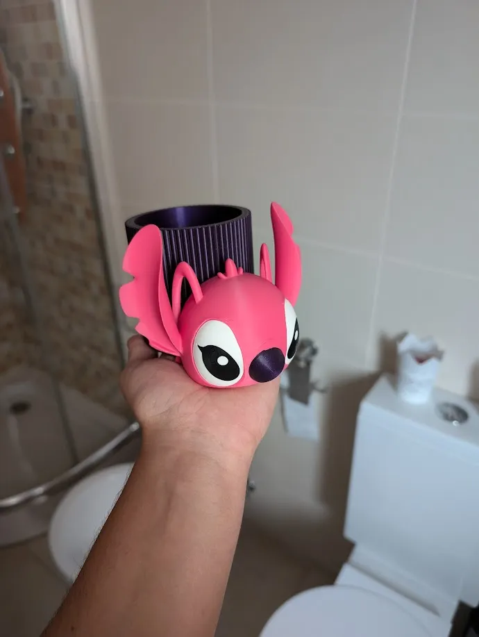 Angel (Lilo Stitch) Pen Holder (NO AMS) - Free 3D Print Model - MakerWorld