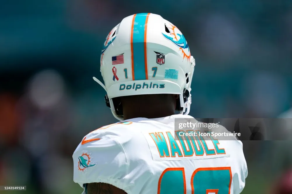 Miami Dolphins Mini Helmet Bumpers - Free 3D Print Model - MakerWorld