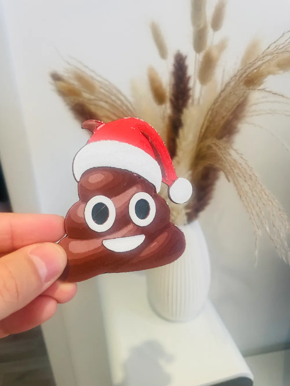 Hueforge Pile of Crap Emoji by Wizzart.Creation MakerWorld: Download ...