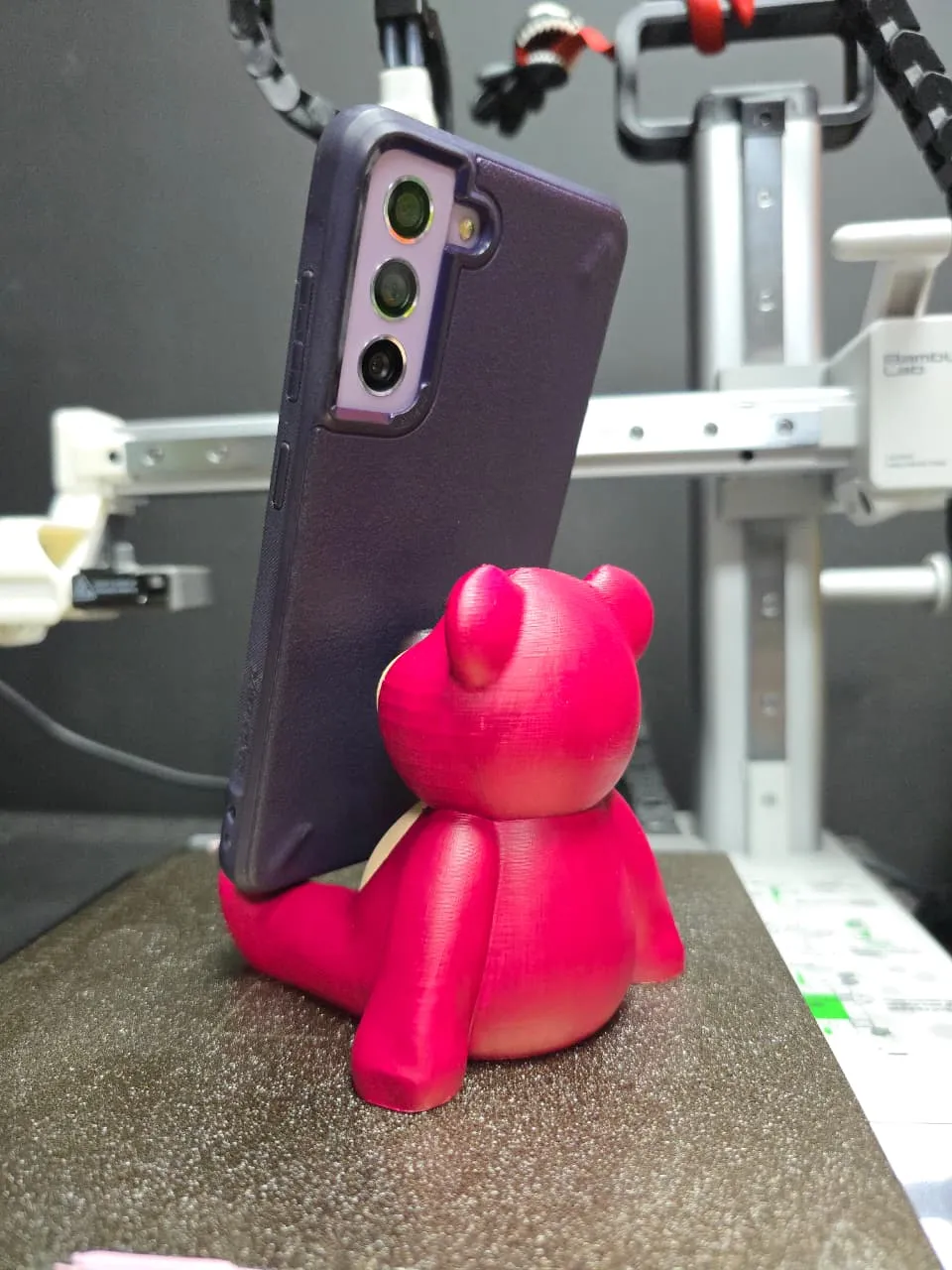 LOTSO PHONE HOLDER (HAPPY BEAR) by R3DY MakerWorld: Download Free 3D Models