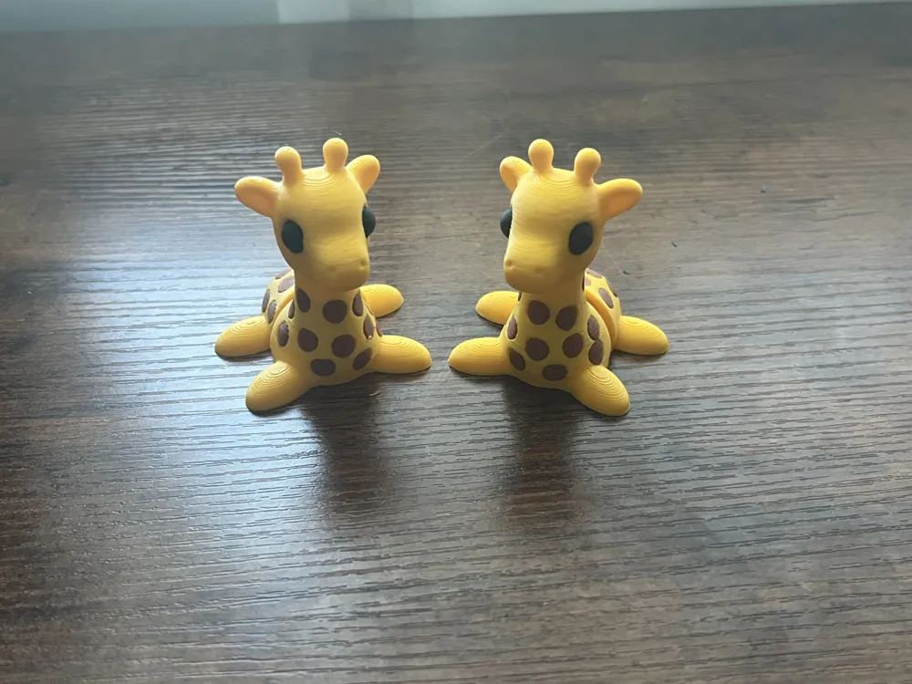 Cute Articulated Flexi Giraffe Mini - Free 3D Print Model - MakerWorld