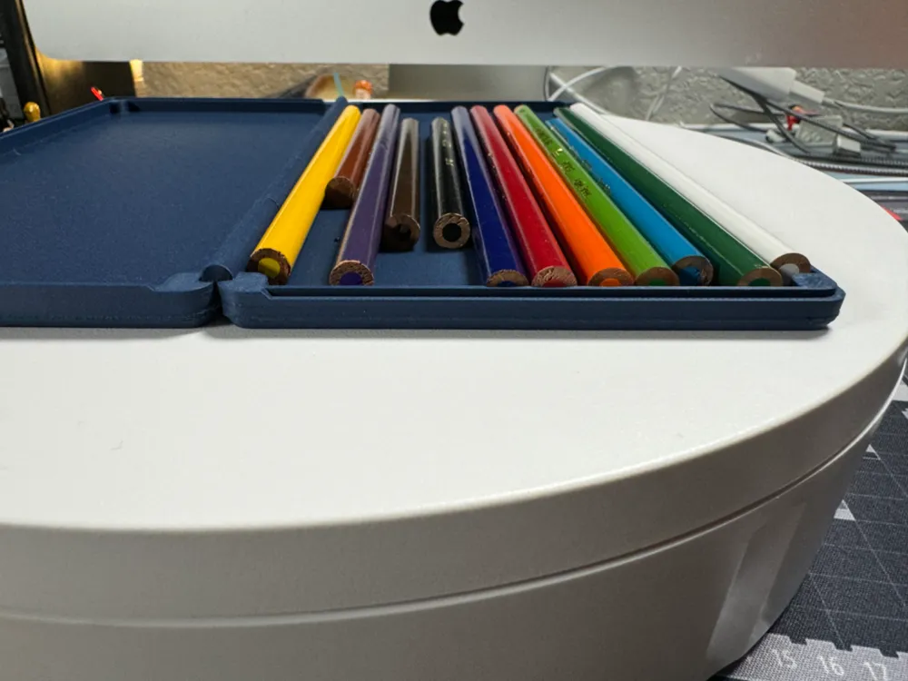 Colored Pencil Case - Print-in-Place Magnetic by FaumeBuilds - MakerWorld