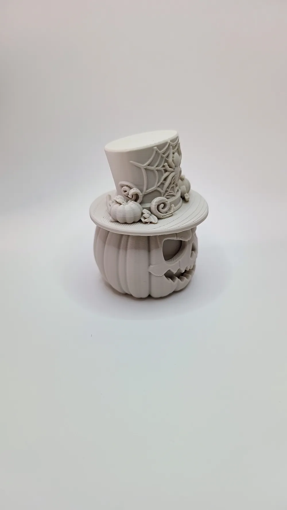 Sir Spiderweb Pumpkin Grinner - Free 3D Print Model - MakerWorld