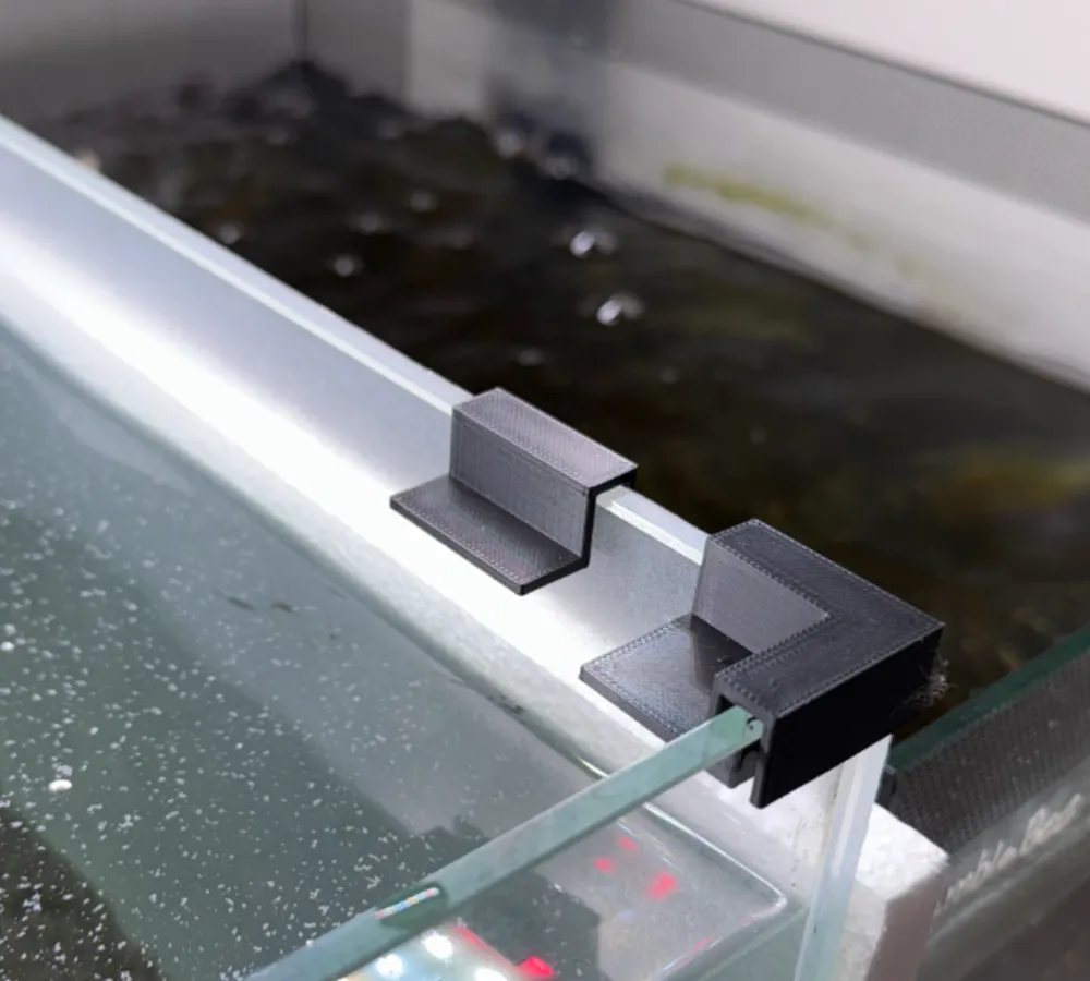 Fish Tank lid holder by shaun MakerWorld: Download Free 3D Models