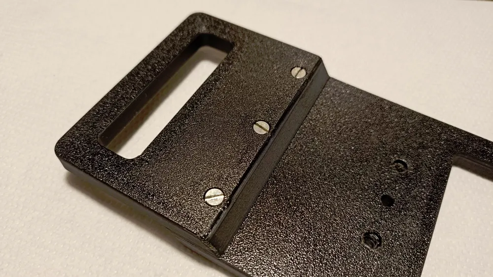 Yeasu FT-991 rails by radim.kabatek - MakerWorld