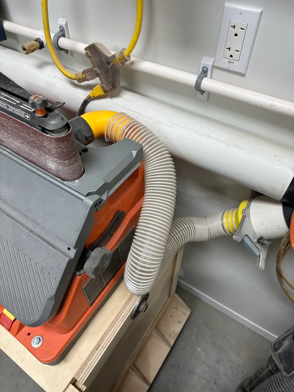 Blastgate to 2.5" dust collection hose by Dylan9799_ - MakerWorld