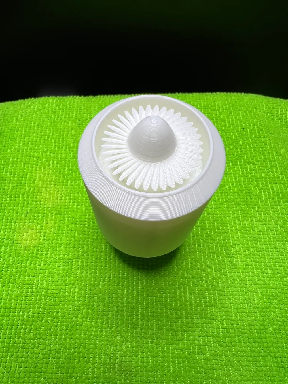 Simple Jet Engine - Free 3D Print Model - MakerWorld
