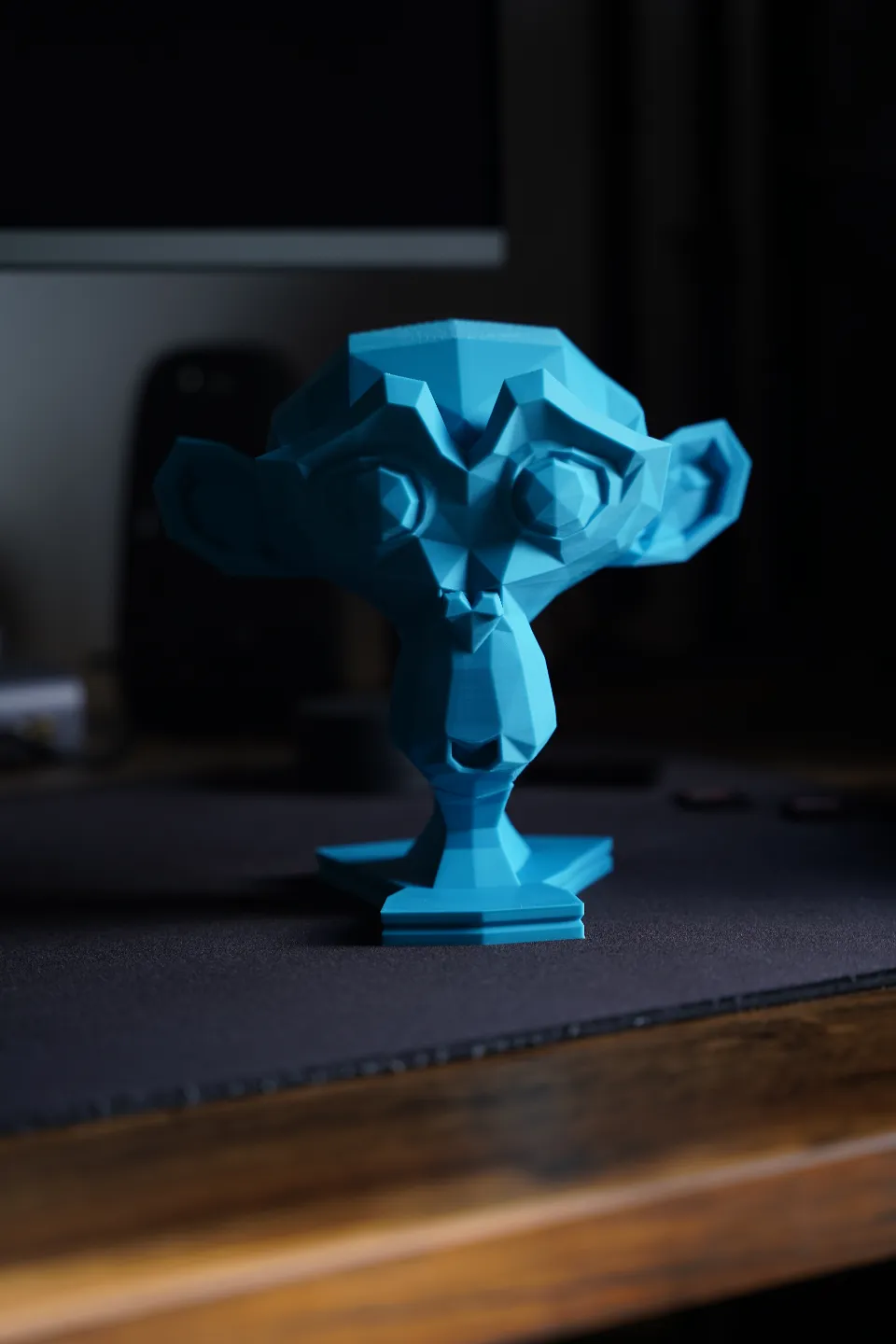 Blender Suzanne Trophy – Support-Friendly Model by dio765 - MakerWorld