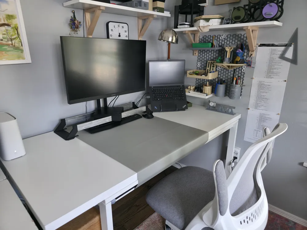 Crank-Driven Desktop Scratch Paper System by Overton_Prints MakerWorld: Download Free 3D Models