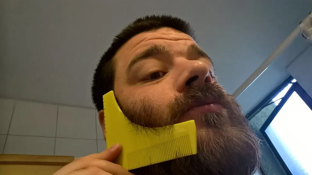 Beard shaping tool - Free 3D Print Model - MakerWorld