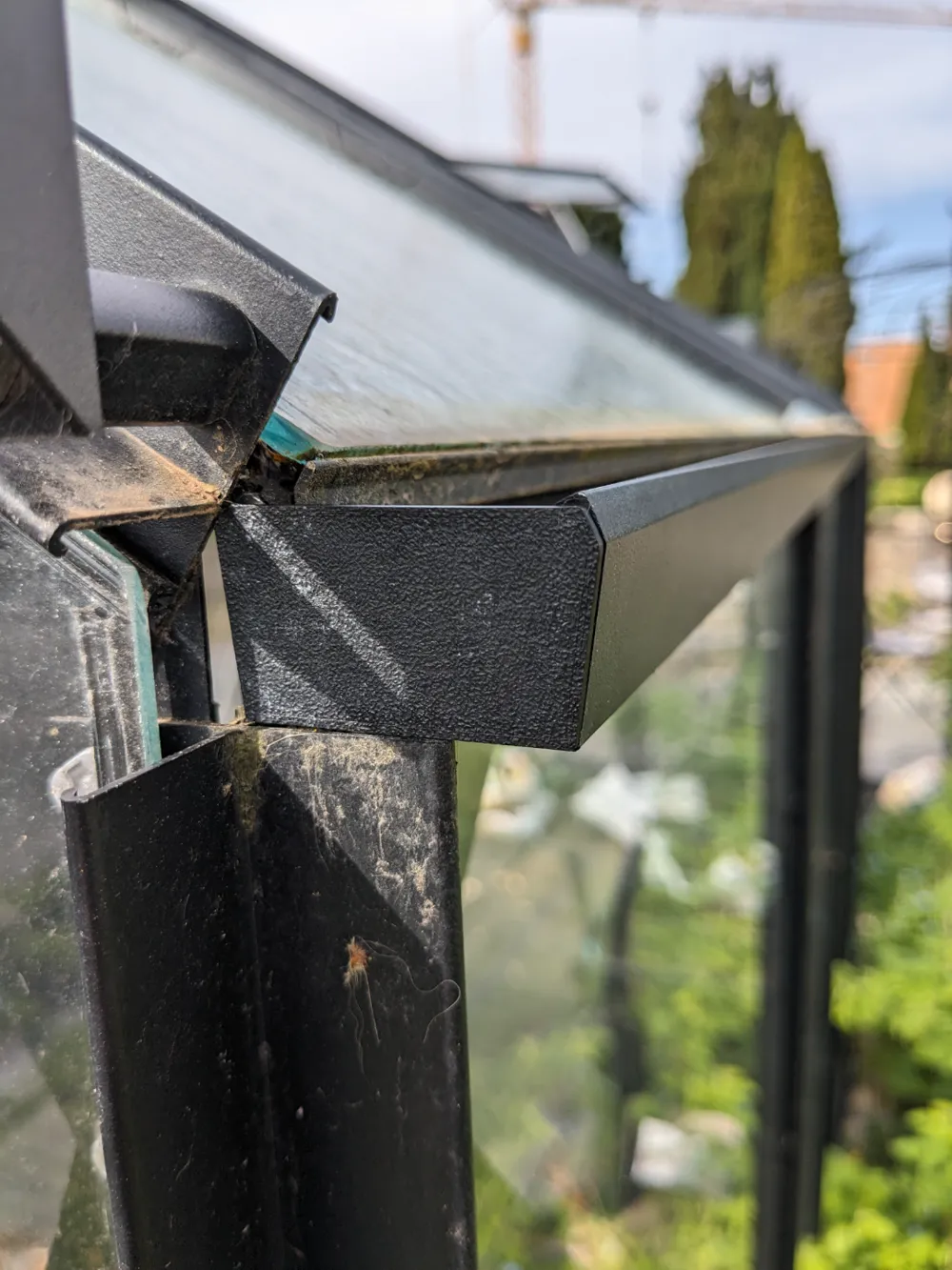 Vitavia Greenhouse Gutter Caps by Basde - MakerWorld