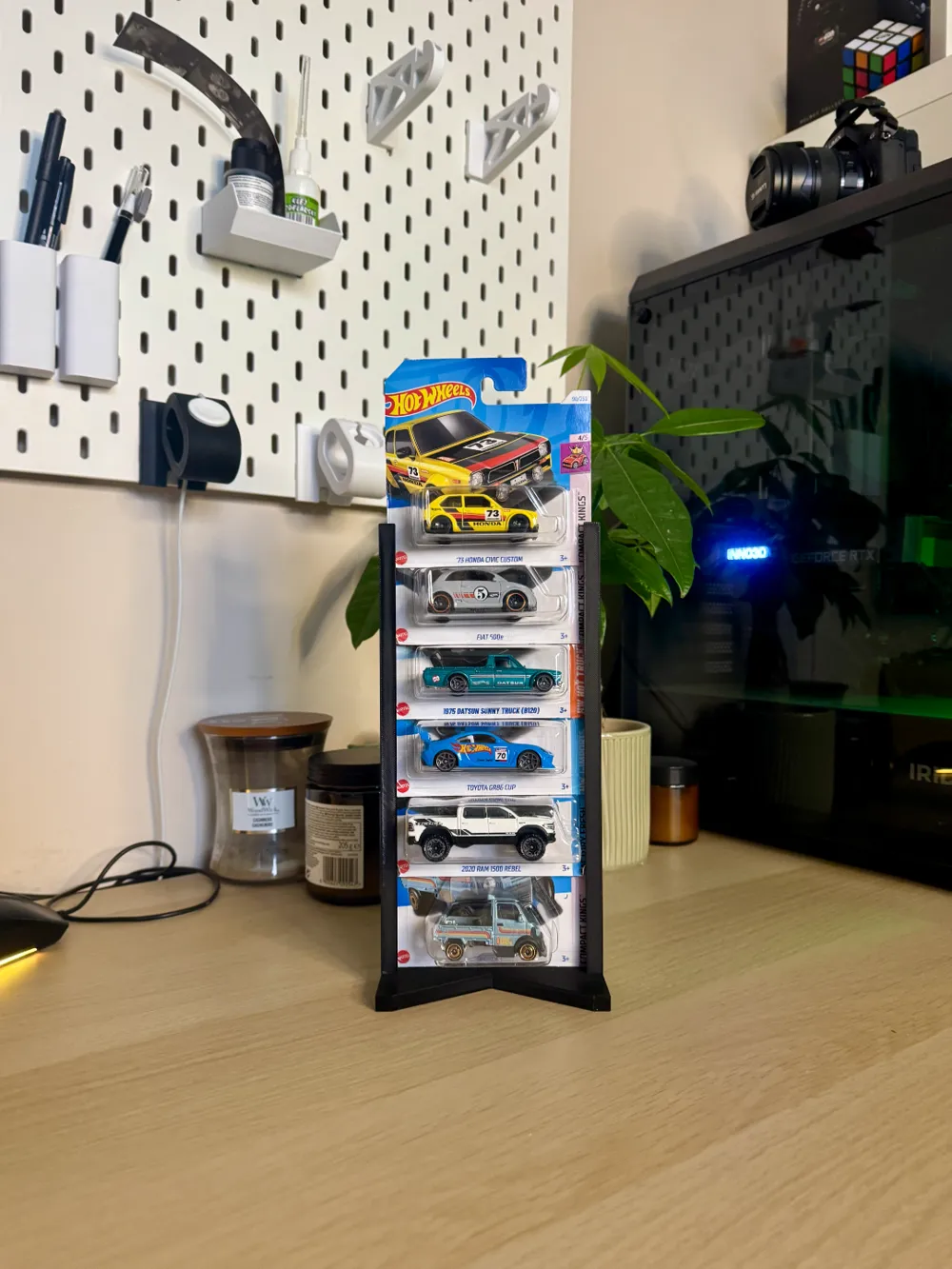 Hot Wheels Stand / Display – One-Piece Design - Free 3D Print Model ...