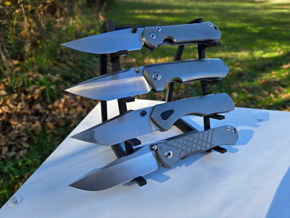 Knife Display Stand - Free 3D Print Model - MakerWorld