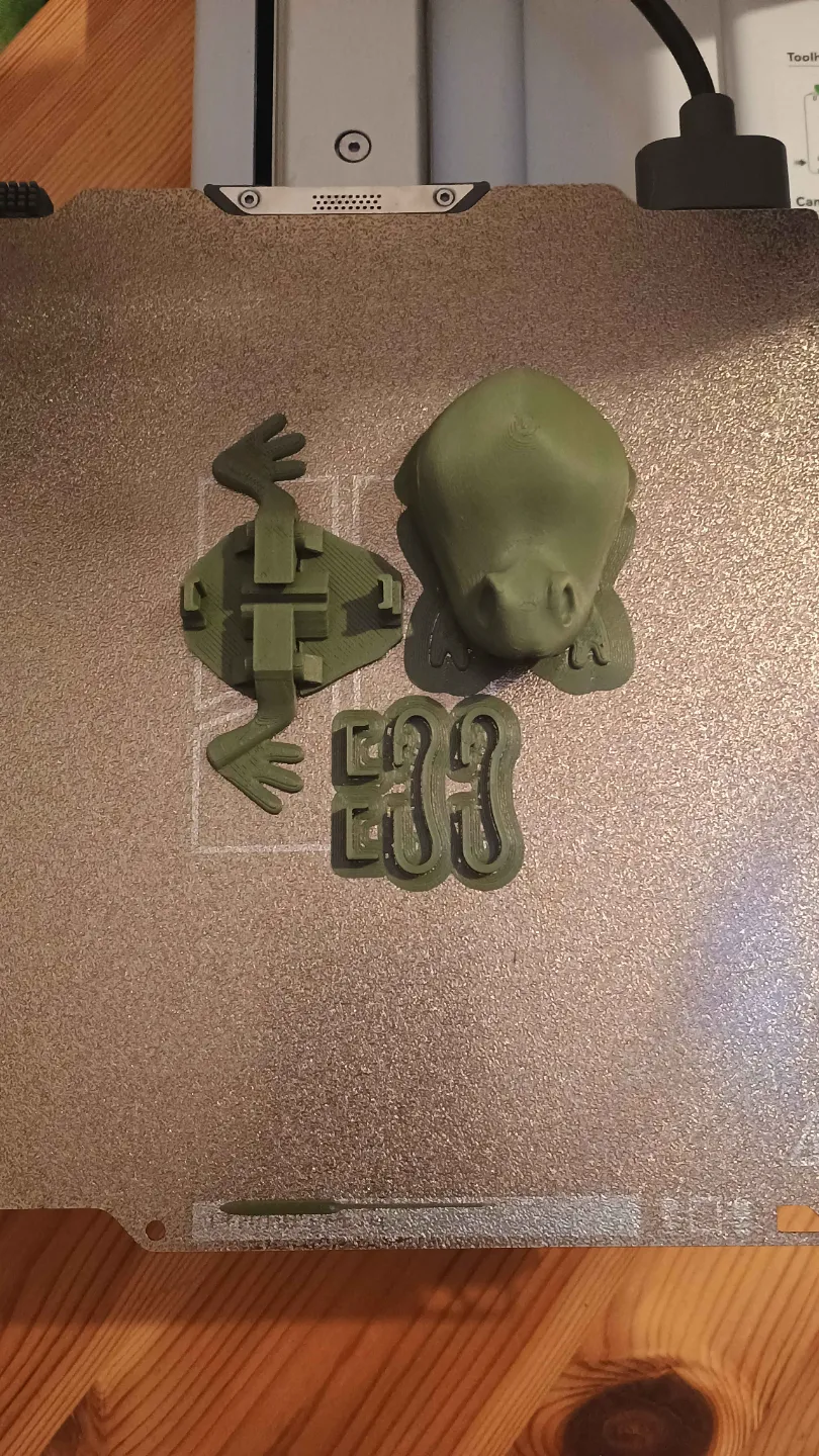 Jumping Frog - Free 3D Print Model - MakerWorld