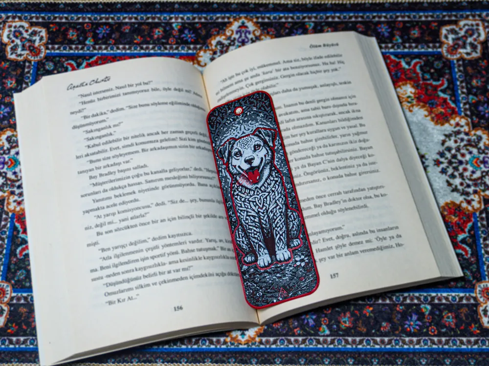 Celtic Knot Dog Bookmark - Free 3D Print Model - MakerWorld