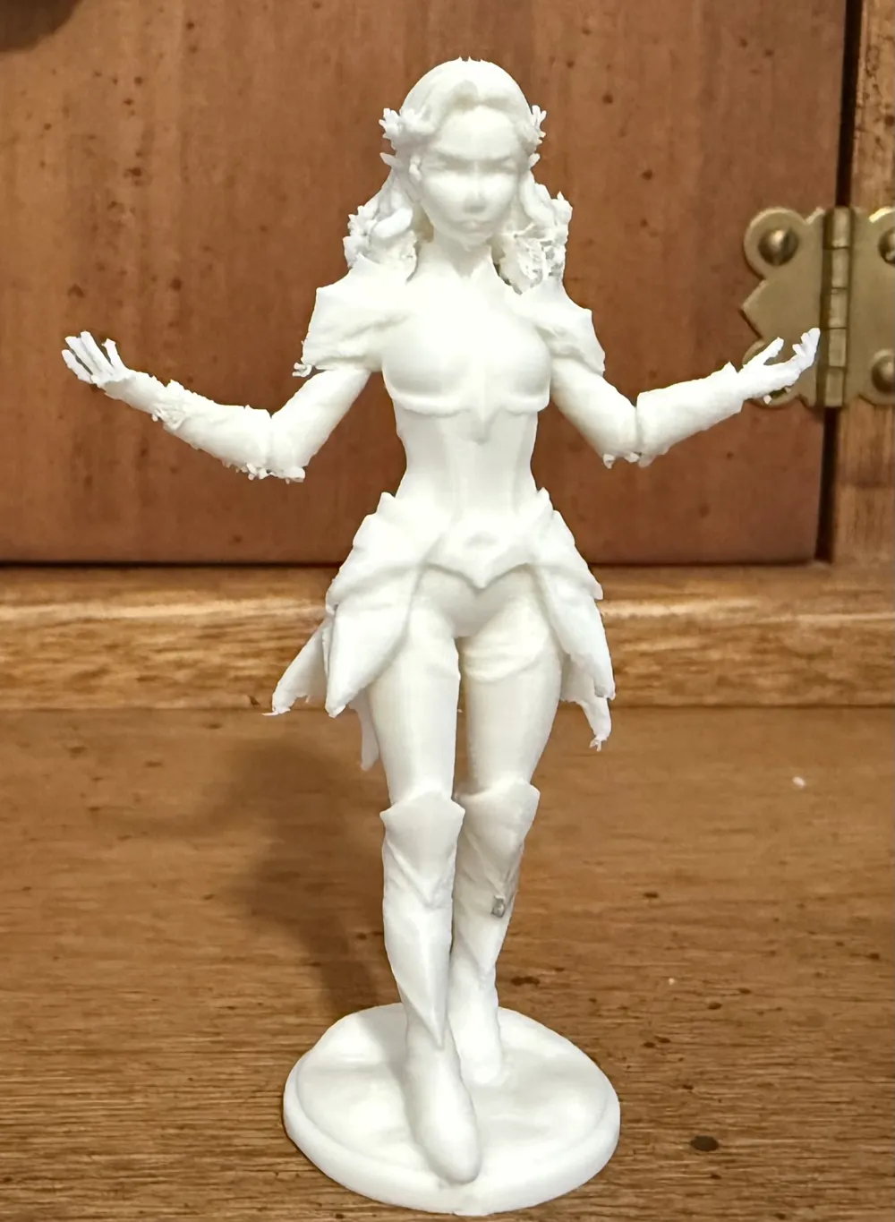 Female Elven Mage Warrior by Scott MakerWorld: Download Free 3D Models