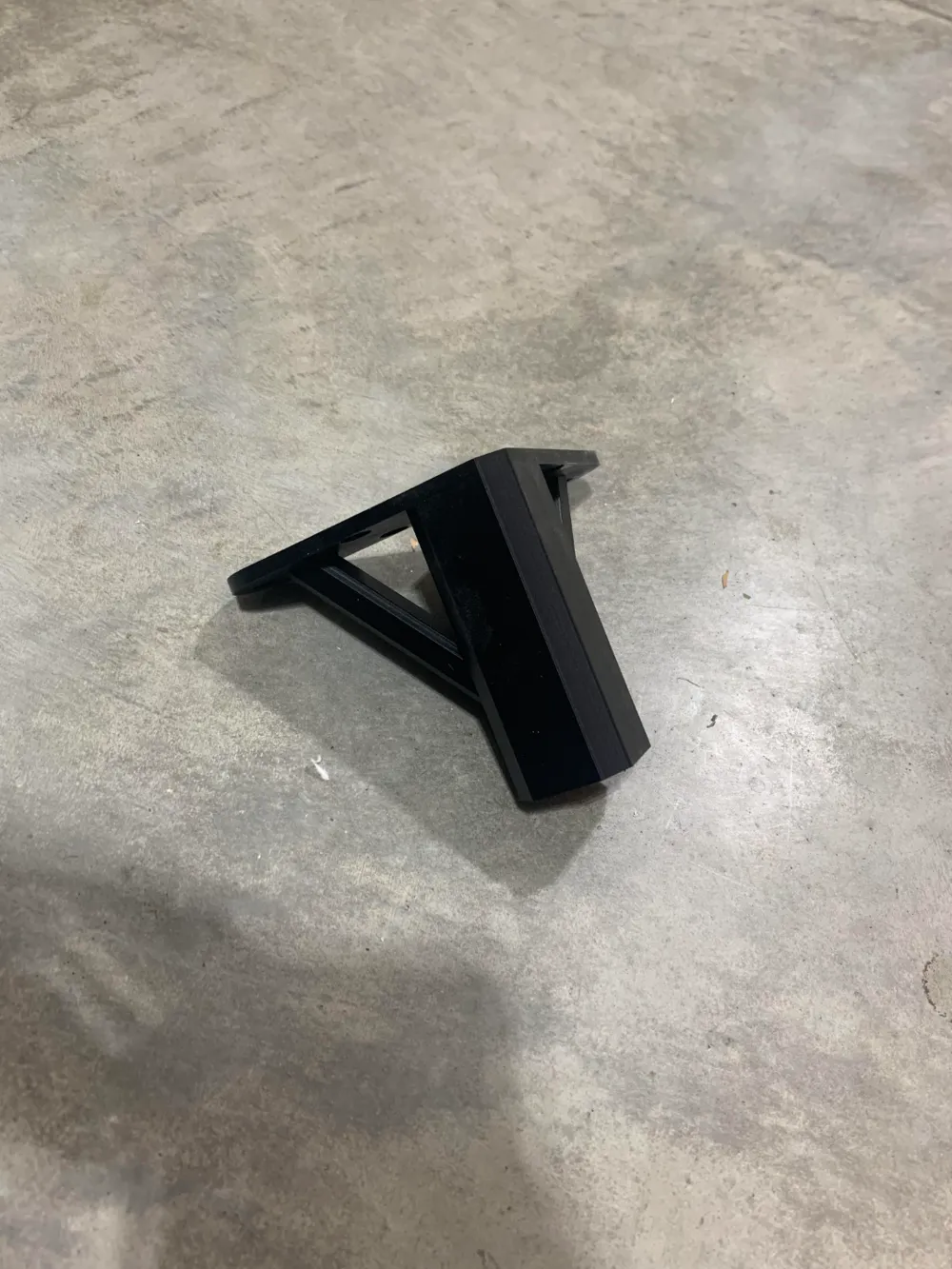 Legs for Self or Monitor Riser by Connerkierstead - MakerWorld