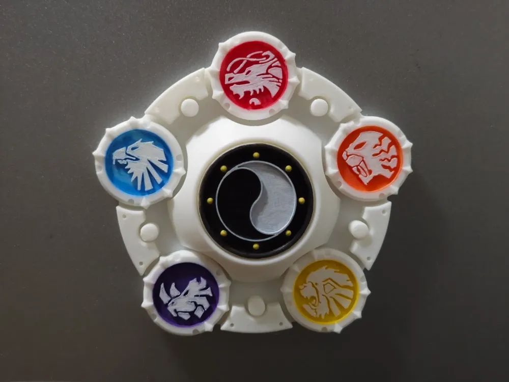 帝皇铠甲，合体！ 来自 user_59963229 MakerWorld：免费下载 3D 模型