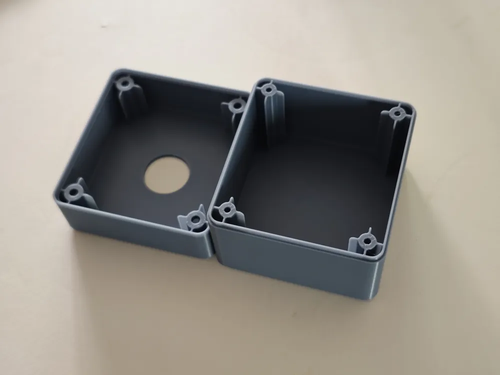 Single-Hole Emergency Stop Box by 夏至 - MakerWorld