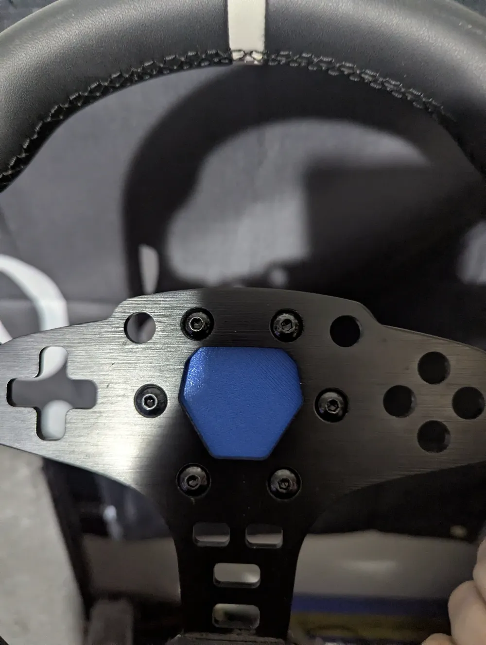 Moza Steering wheel wall mount by dethdeks - MakerWorld