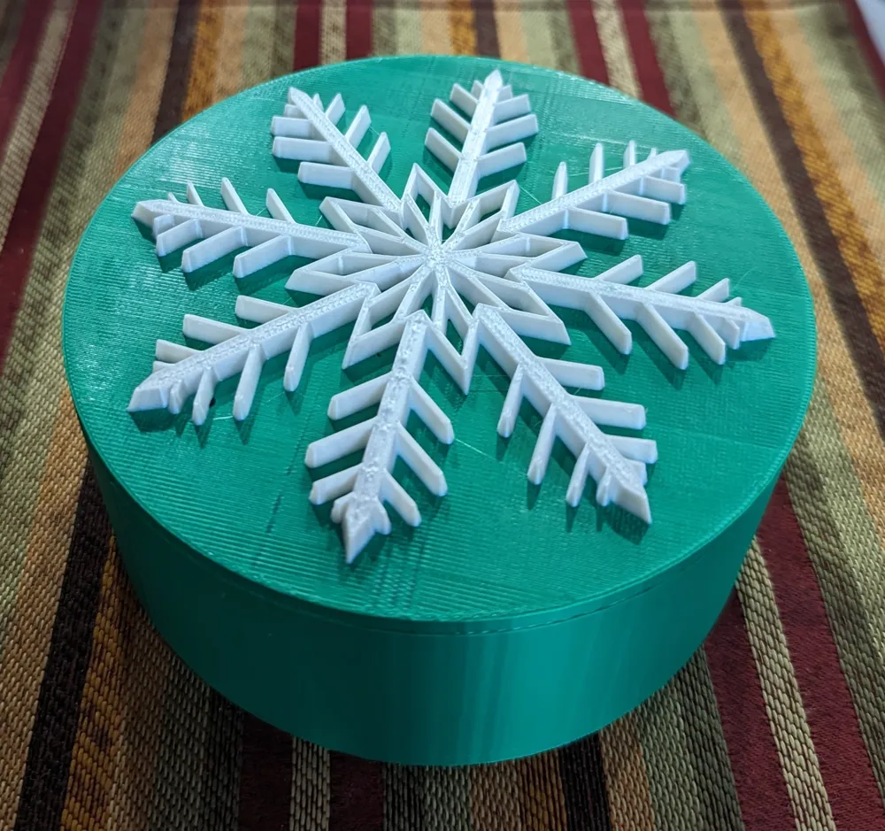 Round Snowflake Box by jmdirk - MakerWorld