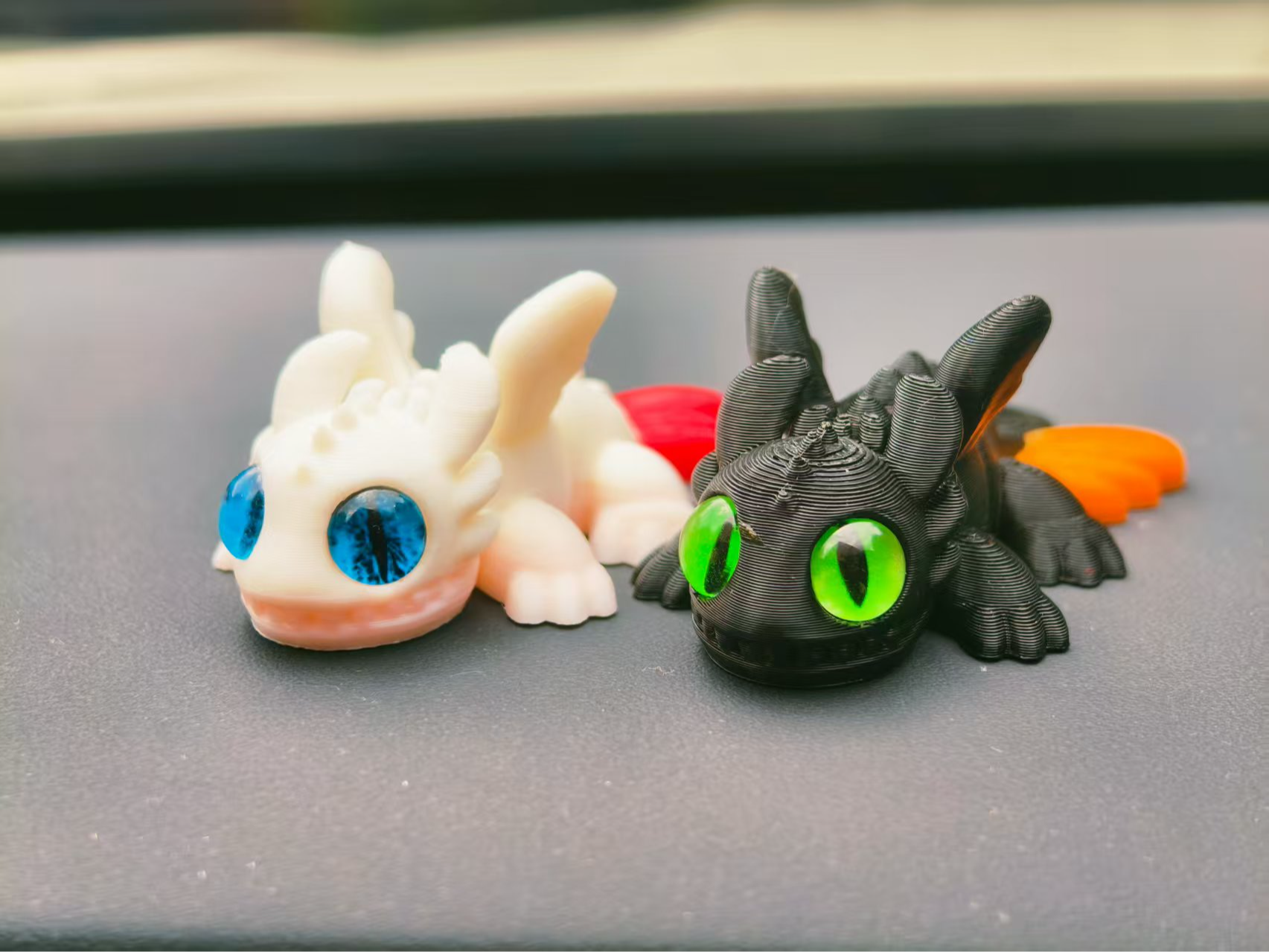 Toothless, Light Fury Ornament, How to Train Your Dragon by 一条咸鱼 ...