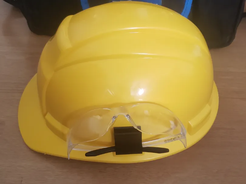 Hard hat clip for safety glasses by wipss MakerWorld: Download Free 3D ...