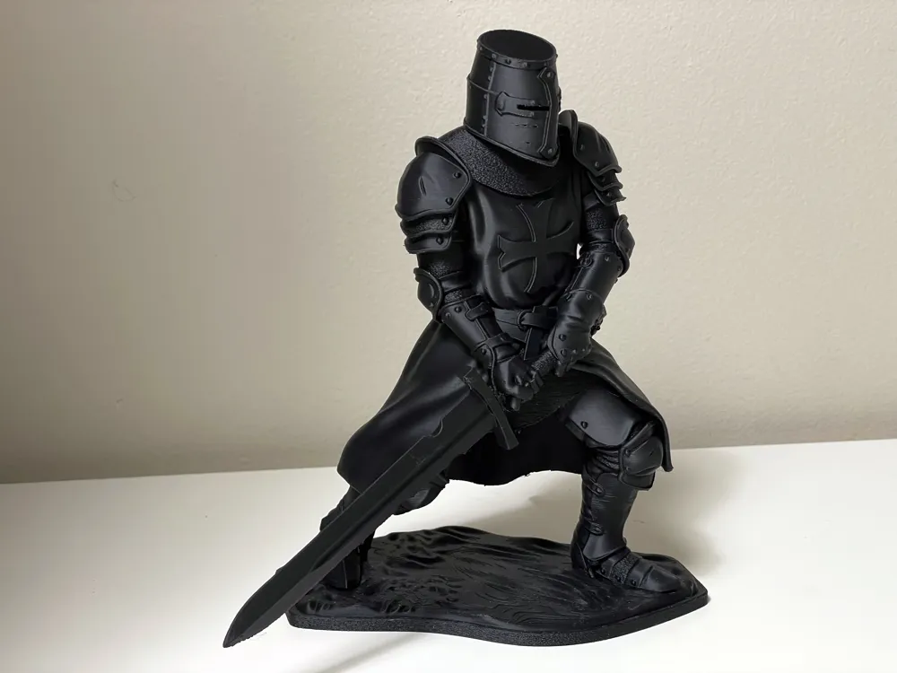 Templar Knight – Armored Warrior Statue - Free 3D Print Model - MakerWorld
