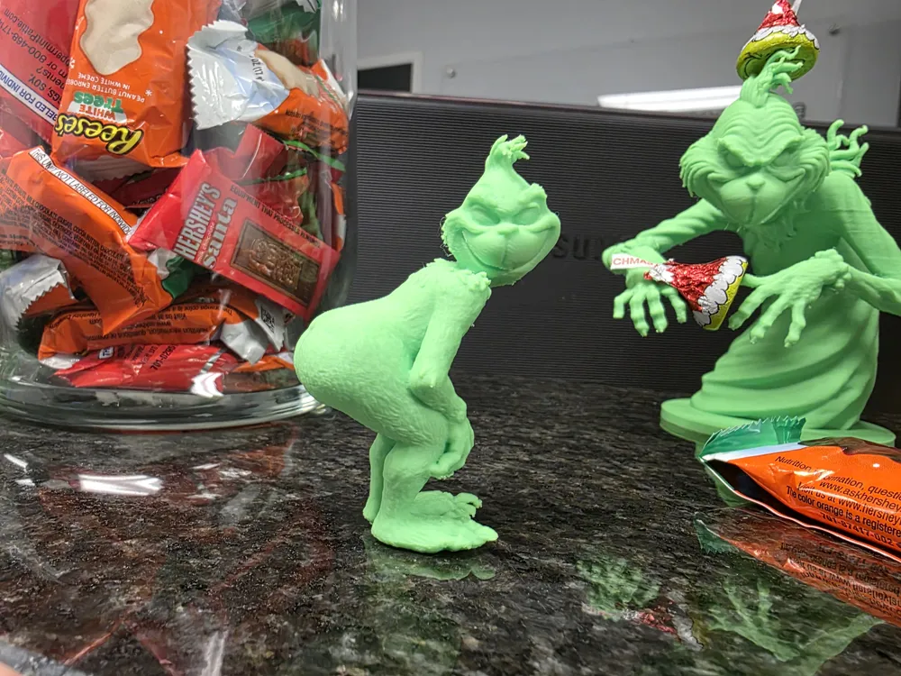 Mischievous Grinch - Free 3D Print Model - MakerWorld
