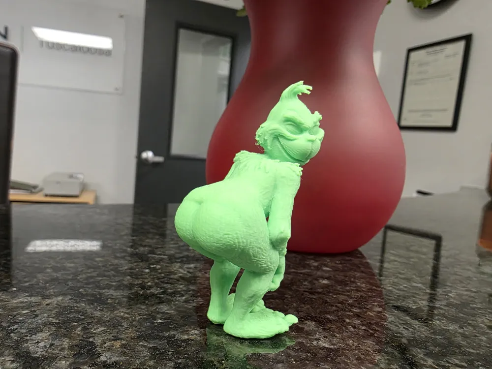 Mischievous Grinch - Free 3D Print Model - MakerWorld