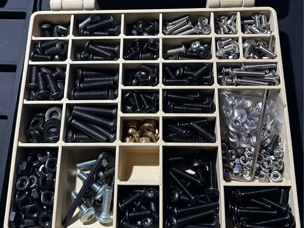 Metric Bolt Container with Labels by menerso - MakerWorld